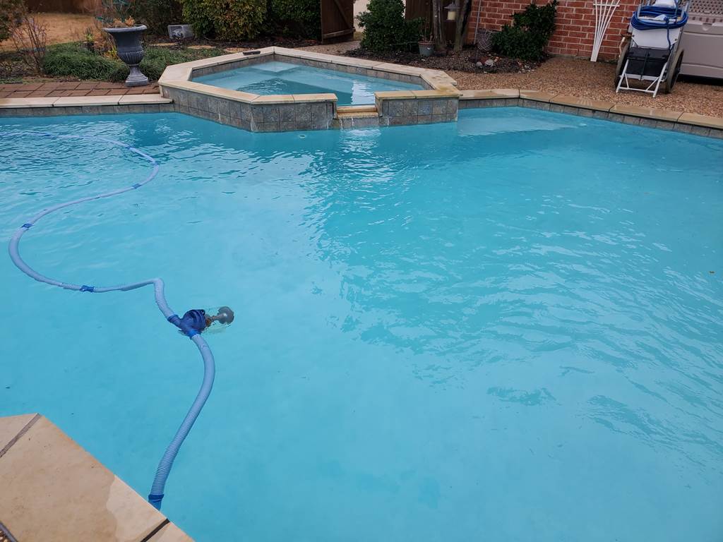 How To Choose The Best Robotic Pool Cleaner For Your Pool?